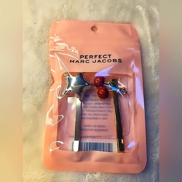 Marc Jacobs | Accessories | Newsealed Perfect Marc Jacobs Star Cherries ...